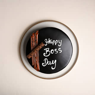 Boss Day Cakes | Order Cake For Boss Day Online | Buy Now