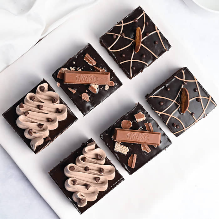 KitKat Cake Online | Order Fresh KitKat Cakes Now