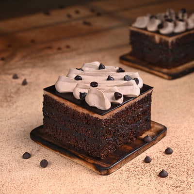 Chocolate Pastry | Order Chocolate Pastries Online at Best Price