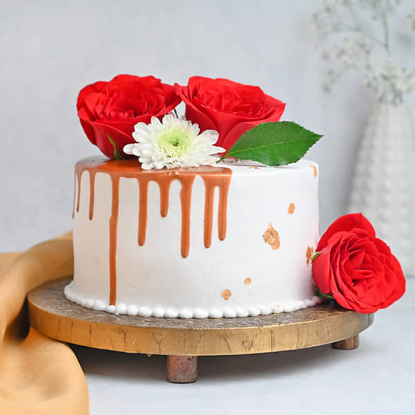 Buy Trending Cakes Online | Upto 15% OFF | 2 Hours Delivery - Bakingo
