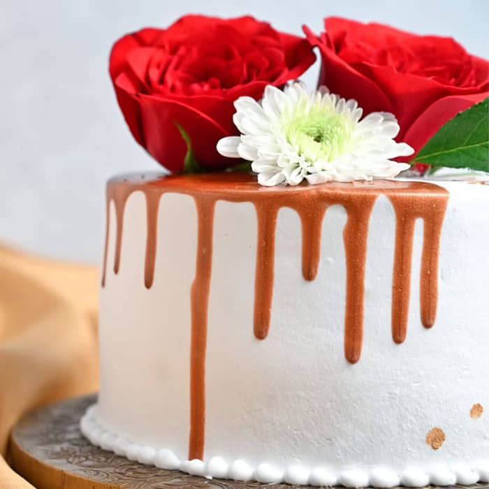Buy Trending Cakes Online | Upto 15% OFF | 2 Hours Delivery - Bakingo
